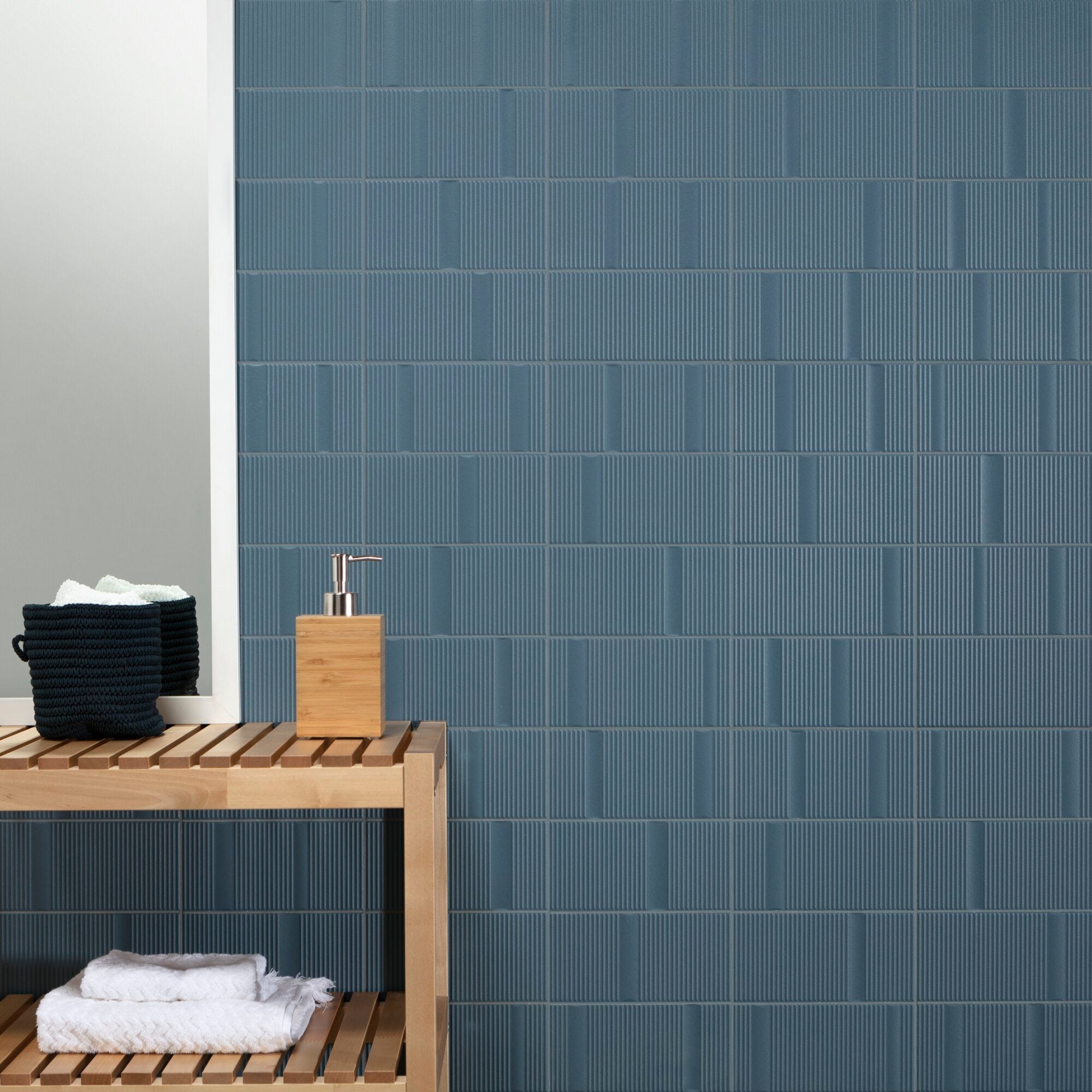 BEAT BLUE 200x400 mm
